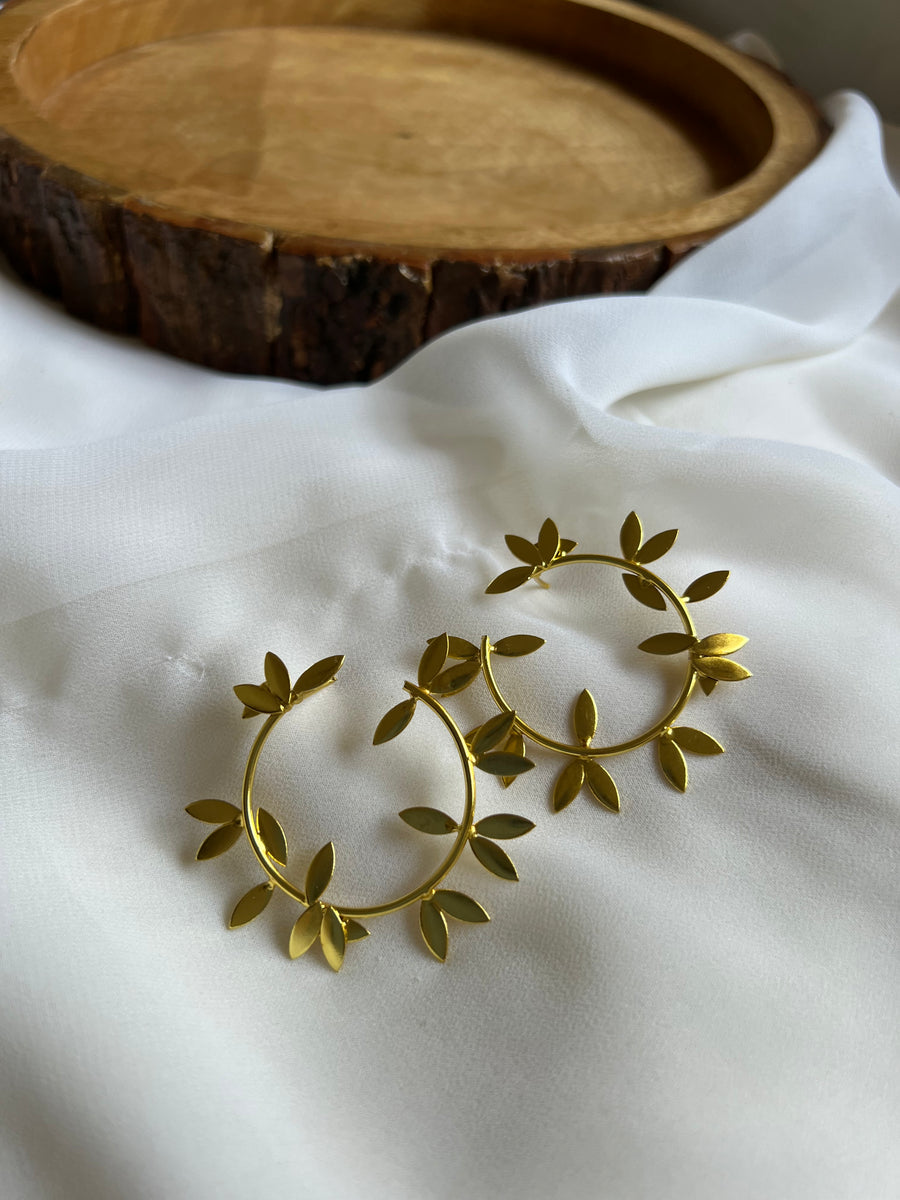 Leaf loops B – House of Jhumkas